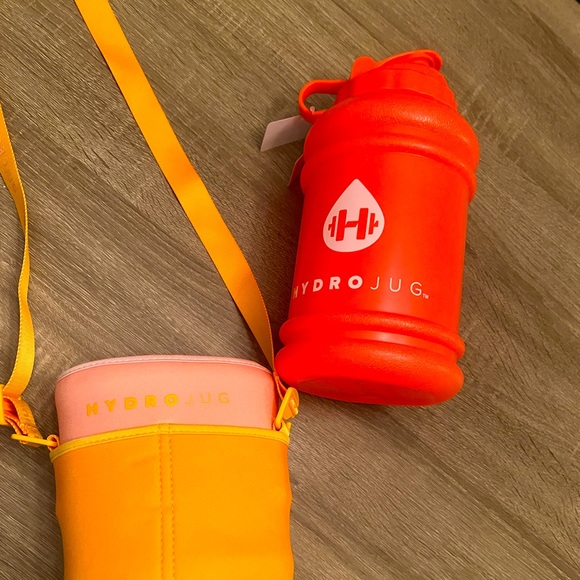 HydroJug | Dining | Nwt Pro Hydro Jug Pro Sleeve Bundle | Poshmark